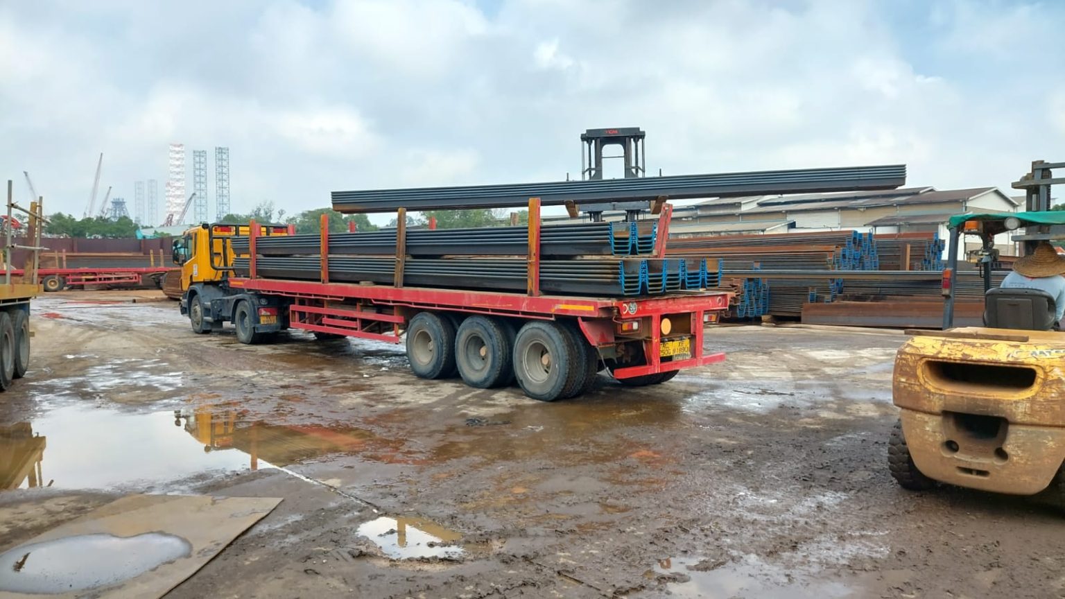 Trailers - Sing Lian Cranes